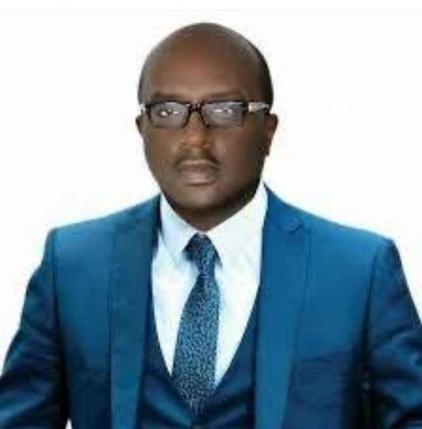 Éric Didia Yao Constant : une voix fondatrice de la radiophonie ...